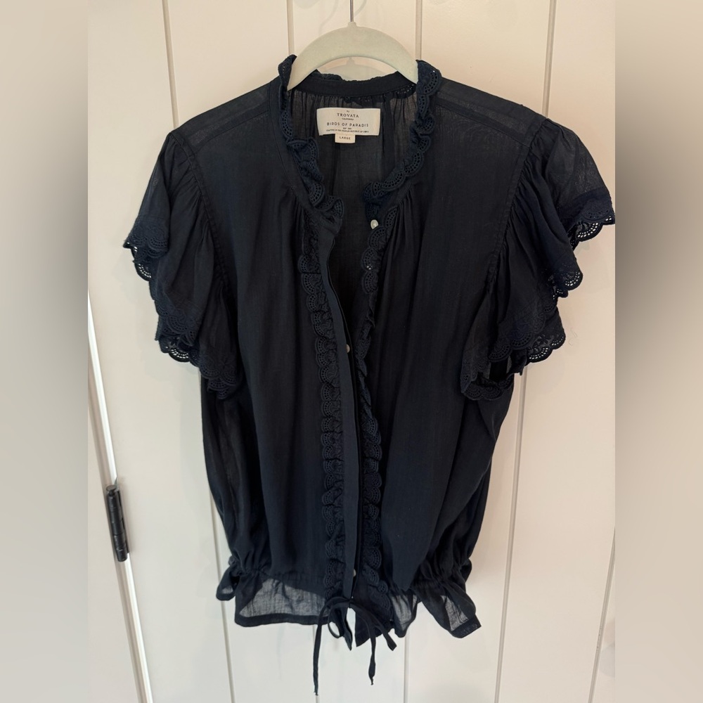 Trovata Birds Of Paradise- Paige Top In Black. Size L - Gem